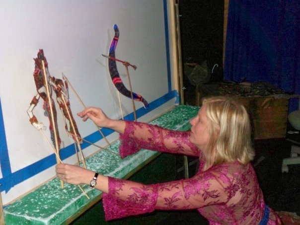 Summer Online Puppet Forum #6: "Woman Behind the Shadows: My Journey ...